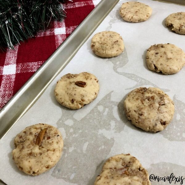 Pecan Shortbread Cookies {recipe}