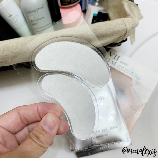 Three Ways to use Eye Masks on the Daily!